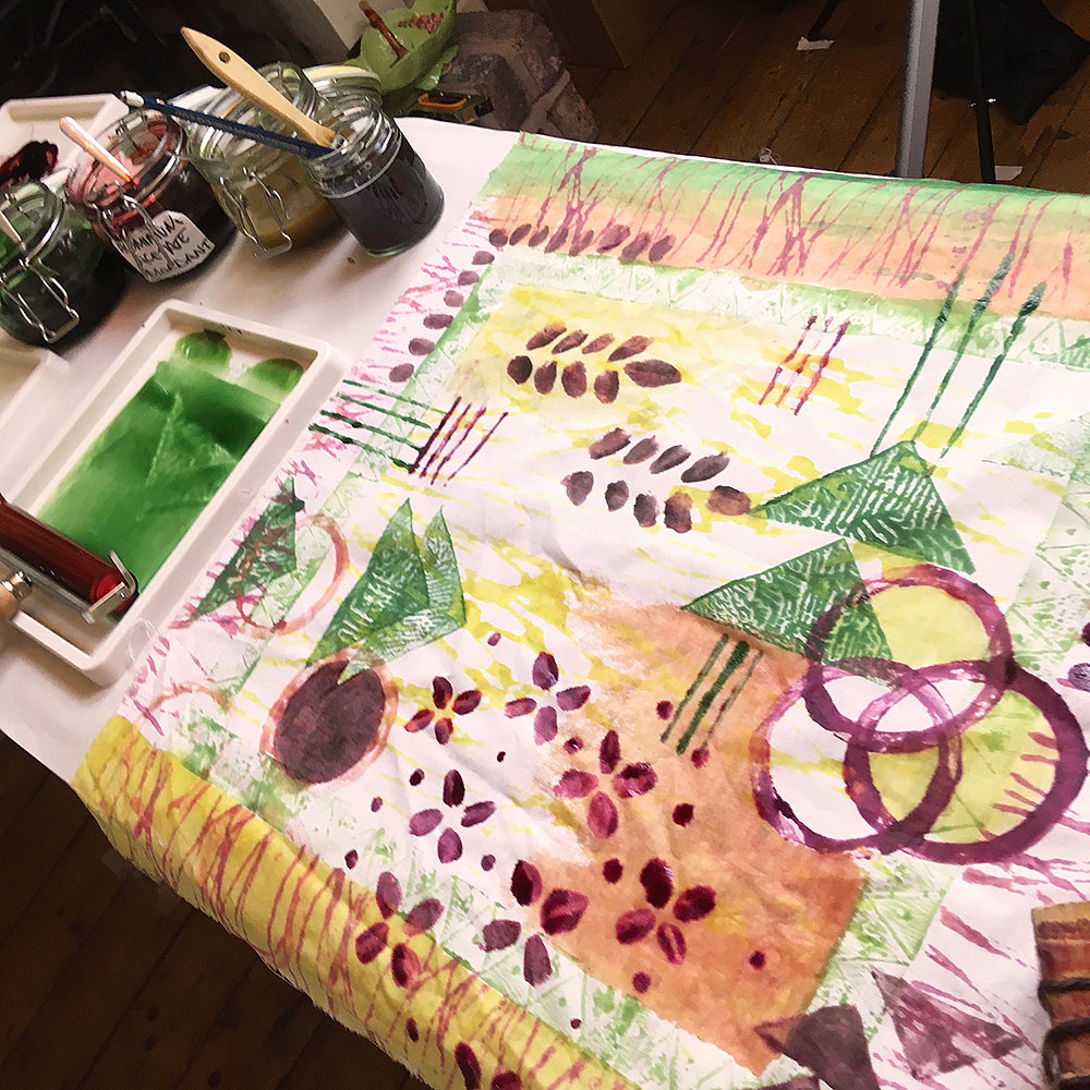 hand-painting-fabric-natural-fabric-dyeing-online-courses